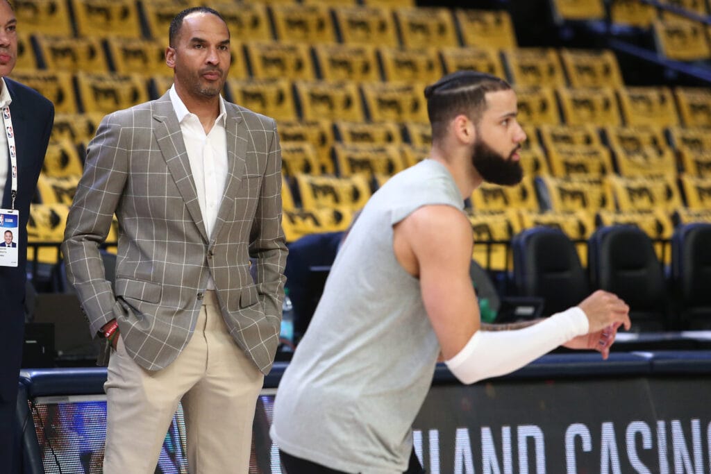 Mavericks fire multiple staffers, including head athletic trainer ...