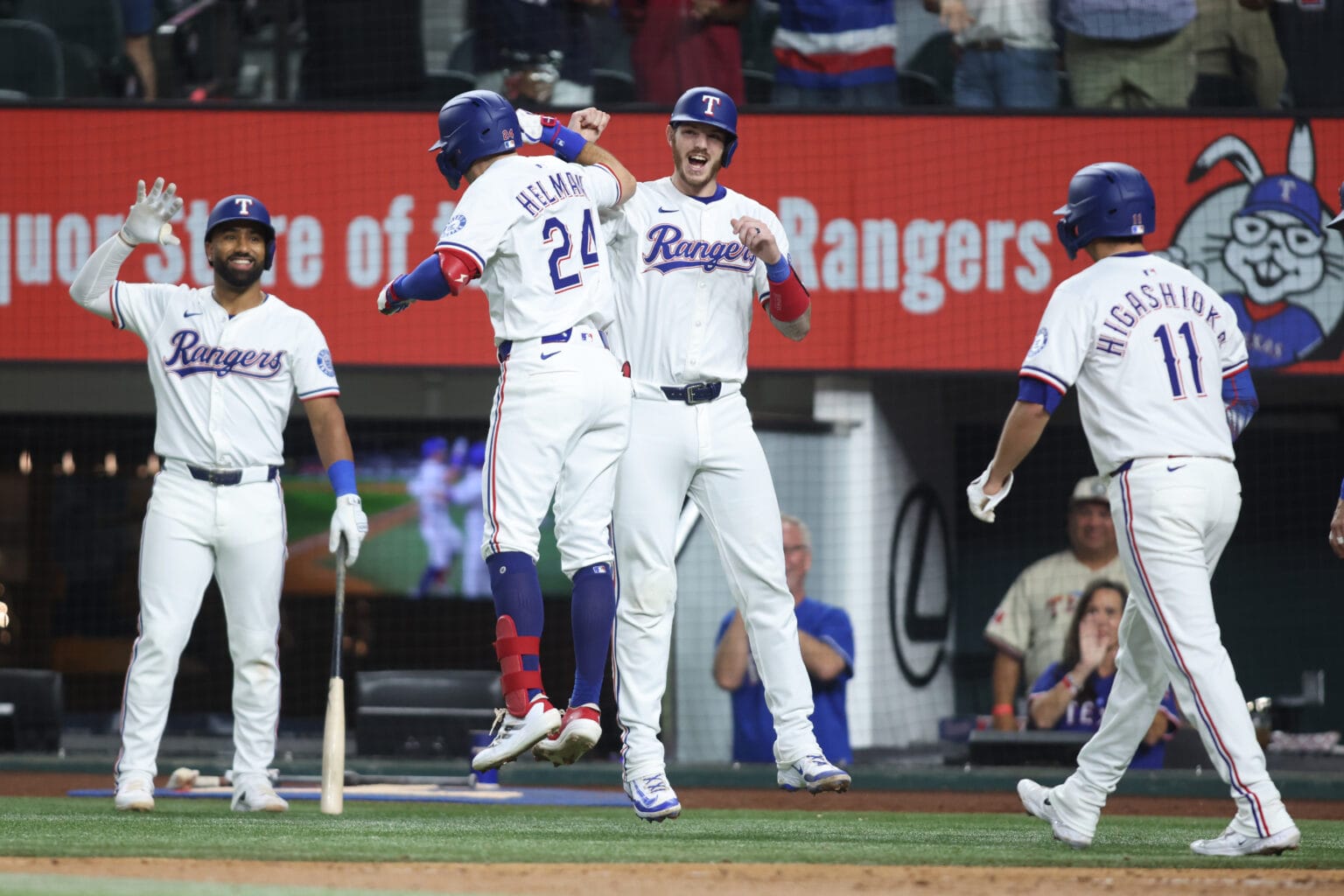 Michael Helman's grand slam sends Texas Rangers past Brewers