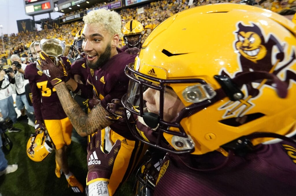 Sun Devils send seniors out strong with fifth consecutive Territorial ...