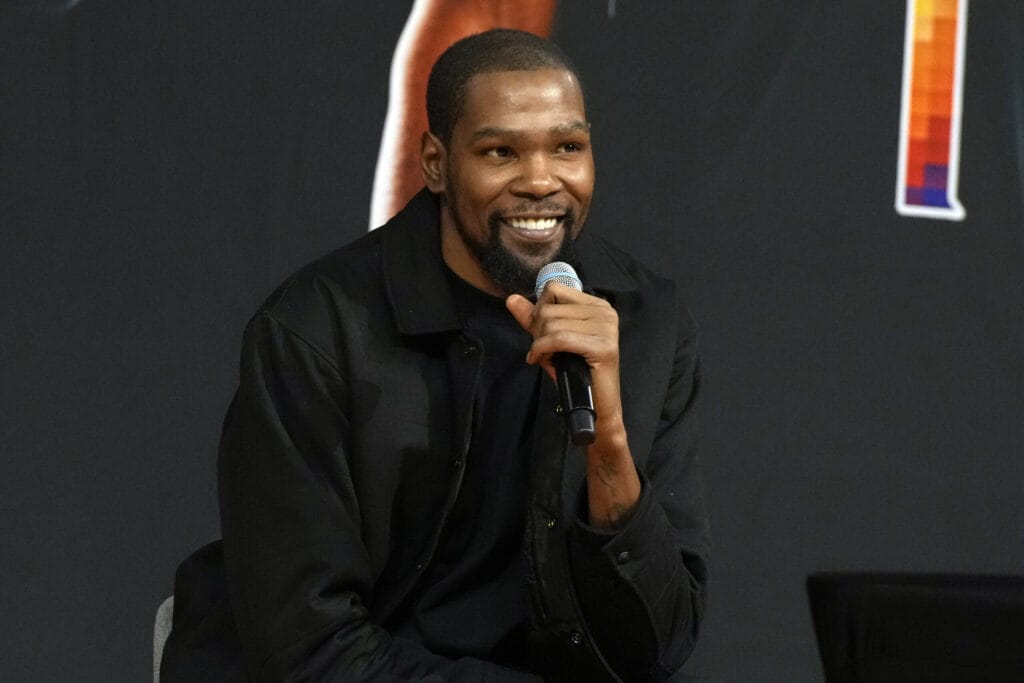 Kevin Durant sets tone for Suns tenure with introductory press ...
