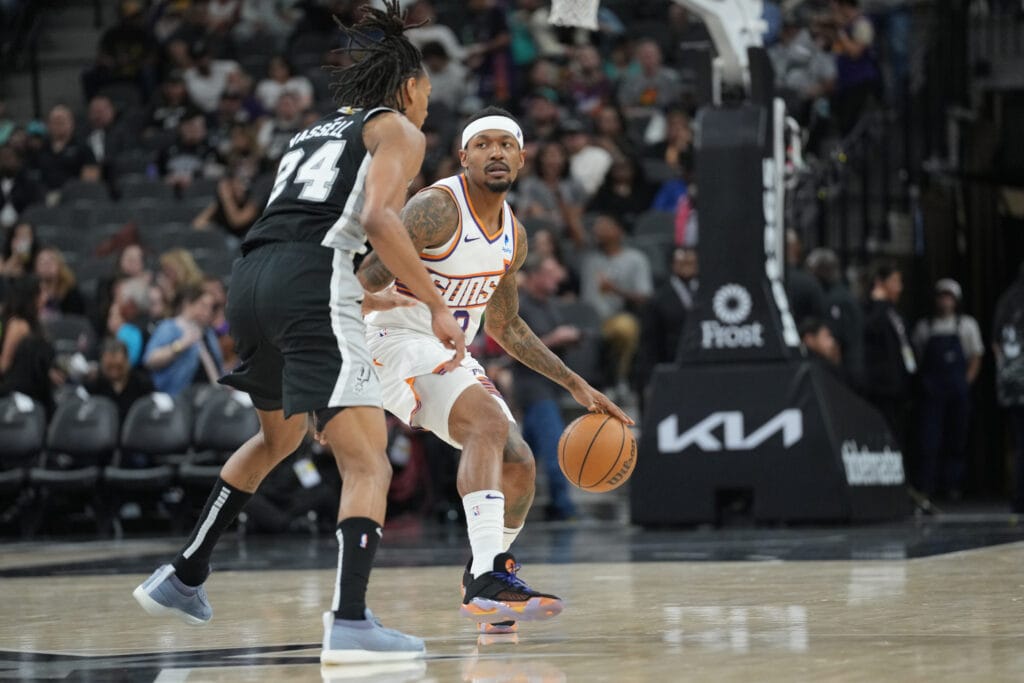 Bradley Beal steps up as Suns point guard, driver, defender