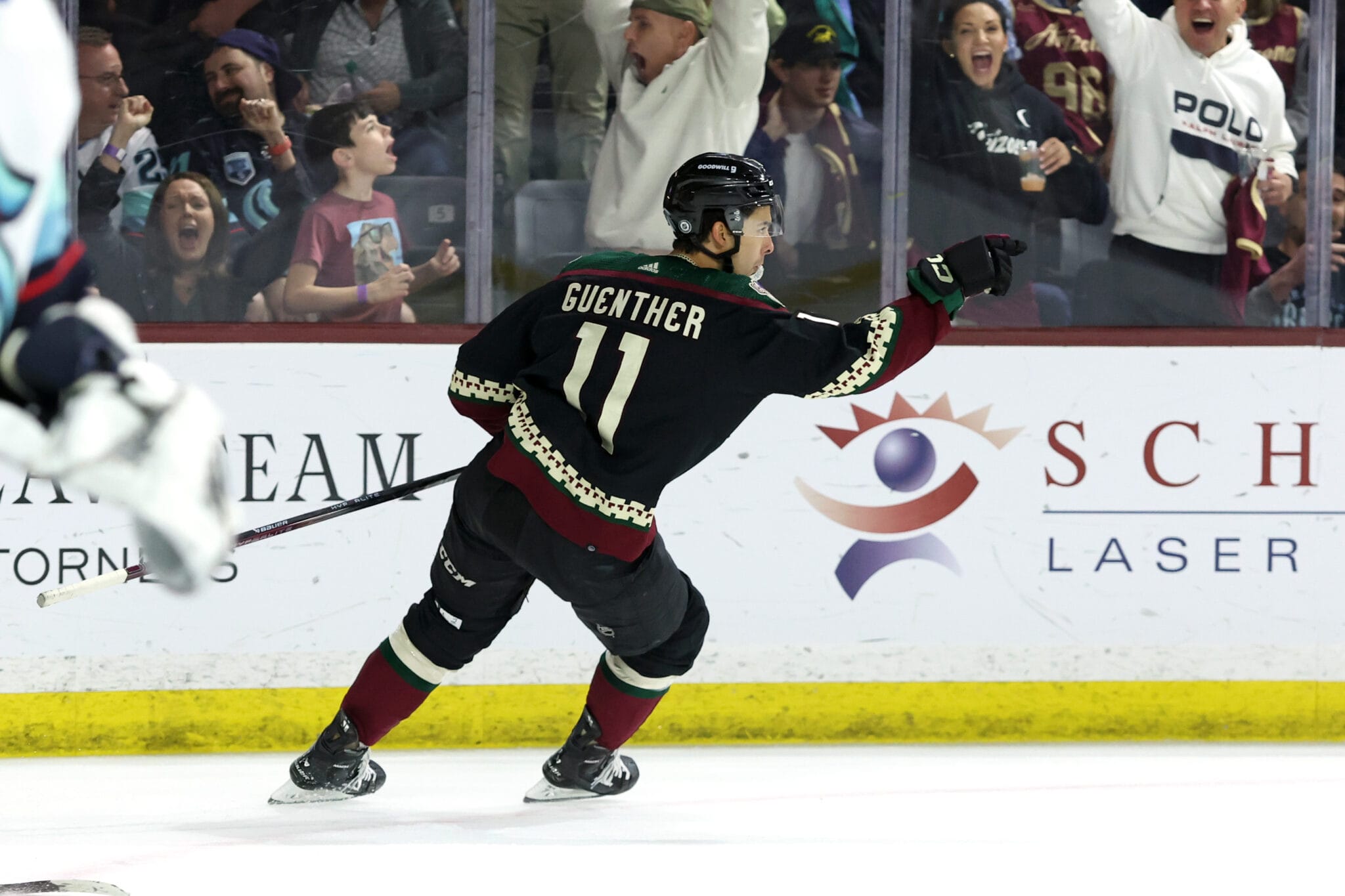The importance of Dylan Guenther: The rebuild starting trade