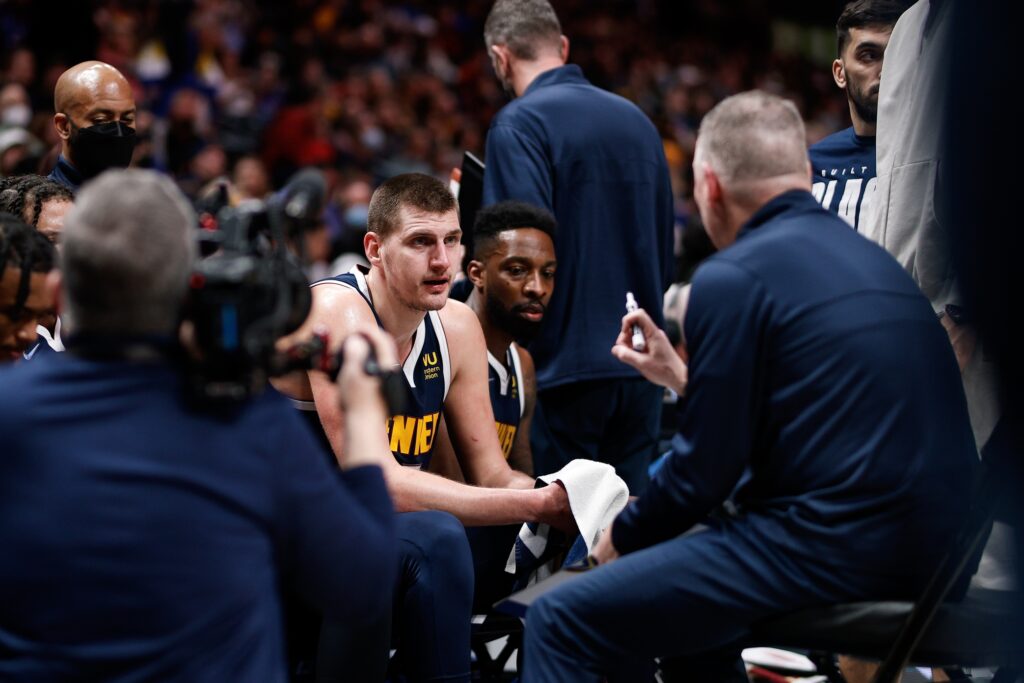 How "Coach Jokic" and Jamal Murray closed the Lakers out in Game 3 ...