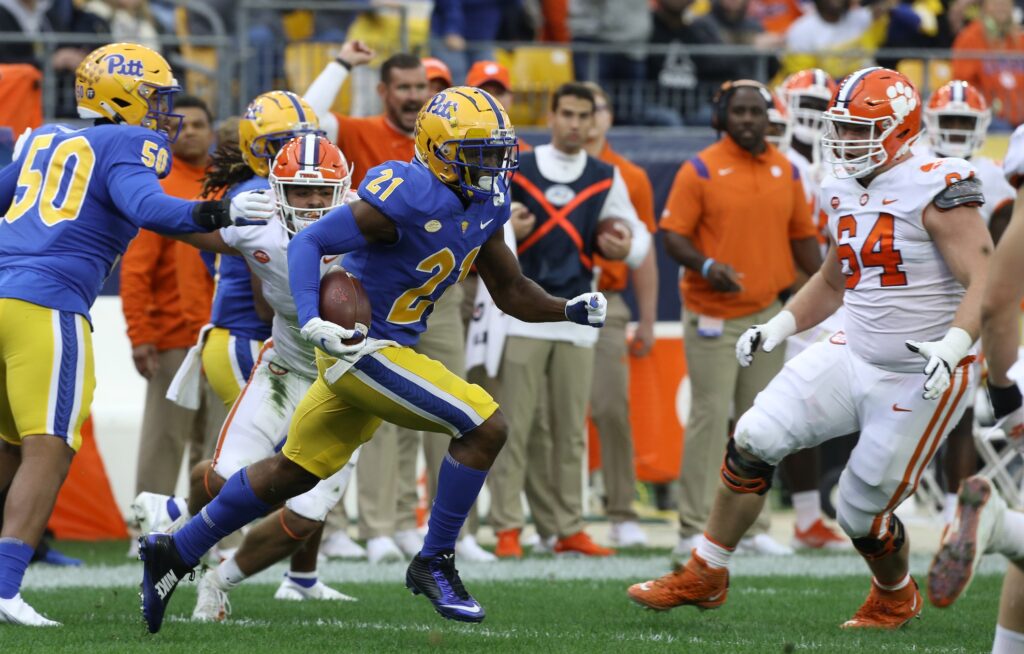 Fourth-round pick Damarri Mathis will being speed to Broncos’ secondary ...