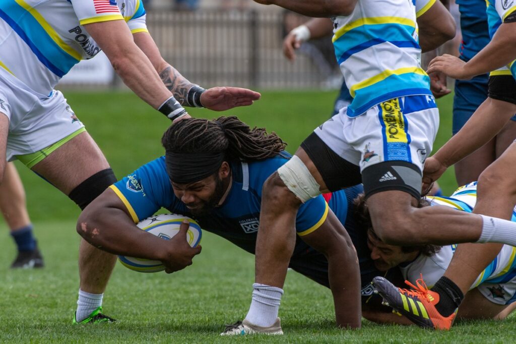 Los Angeles Giltinis Sign Colorado XOs Gelen Robinson and Shawn Clark ...