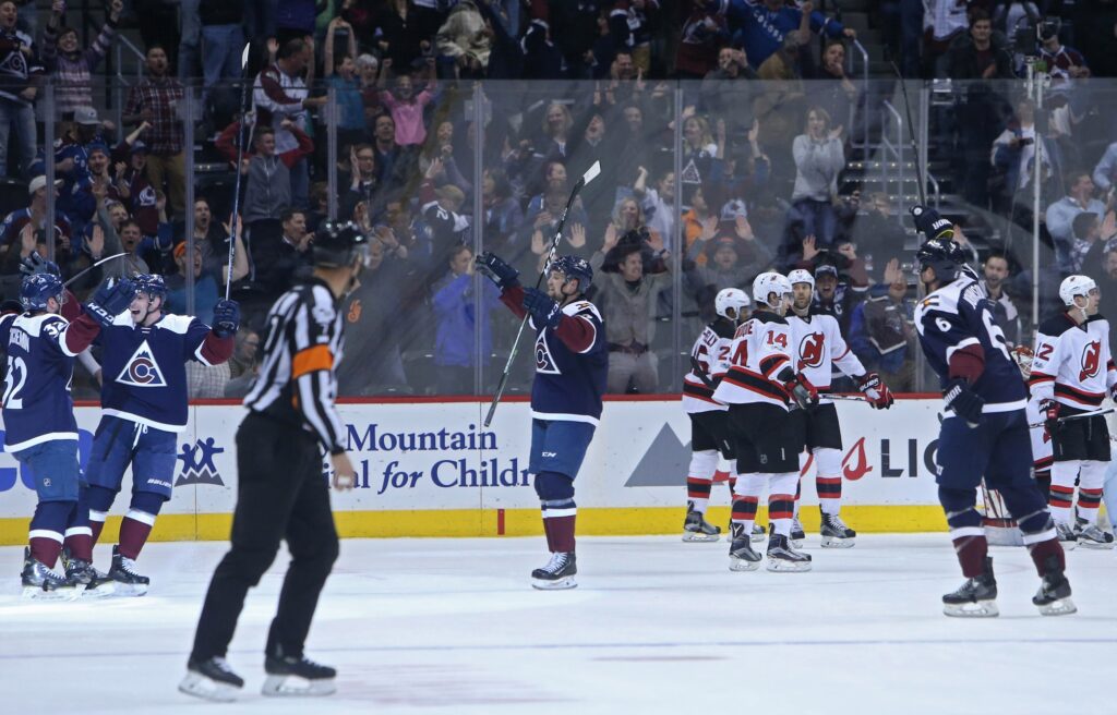 Avalanche embrace the drama with late goal to beat Devils - DNVR Sports