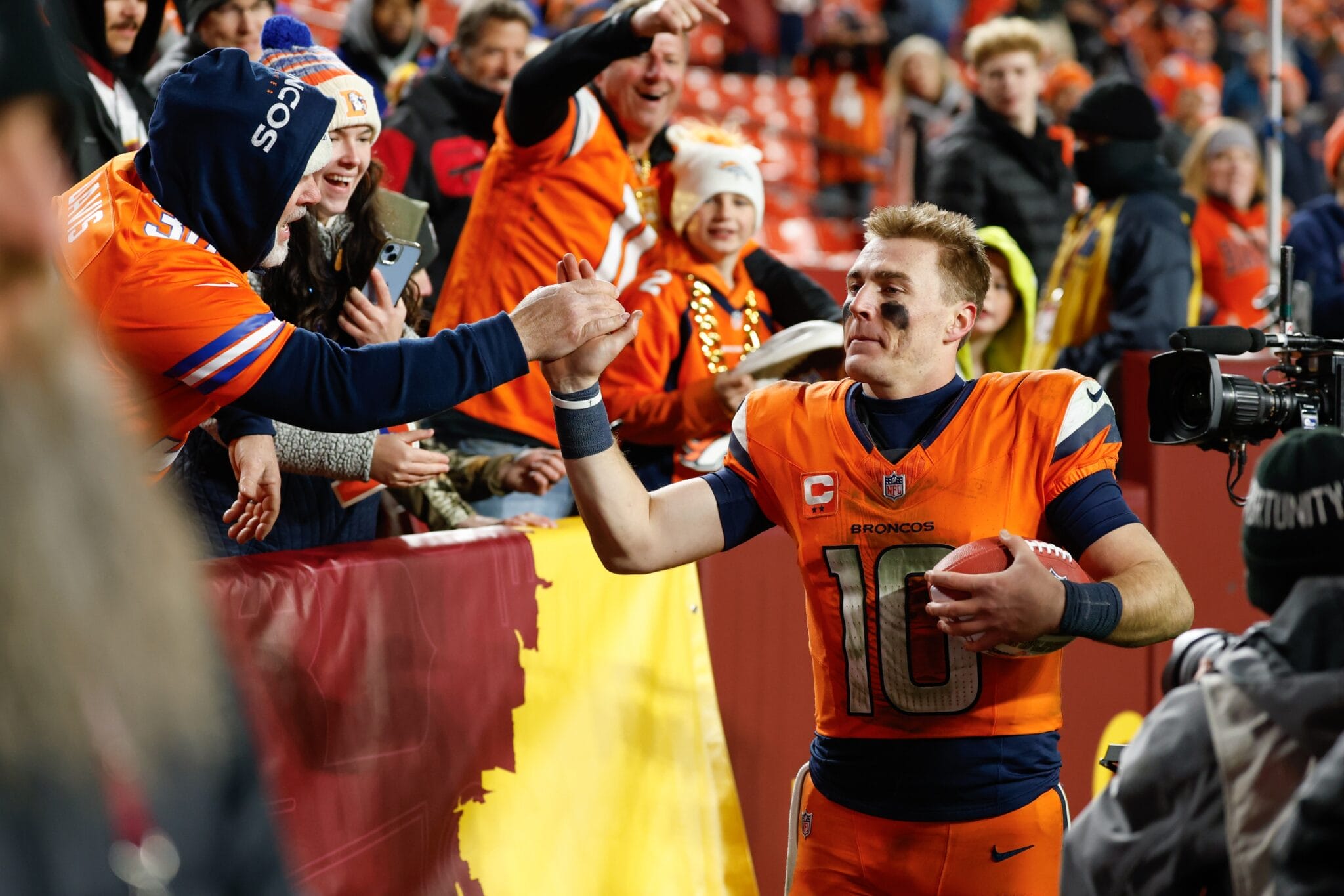 Thanks to his mom, Bo Nix isn’t concerned about the 11-2 Denver Broncos ...