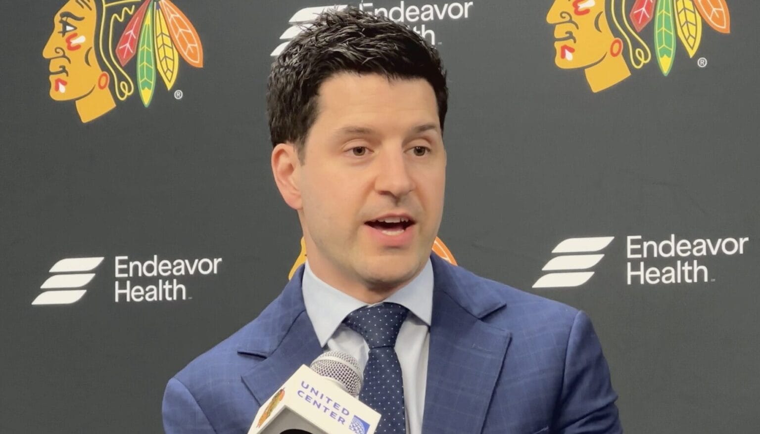 Kyle Davidson's quiet free agency points to younger Blackhawks squad ...