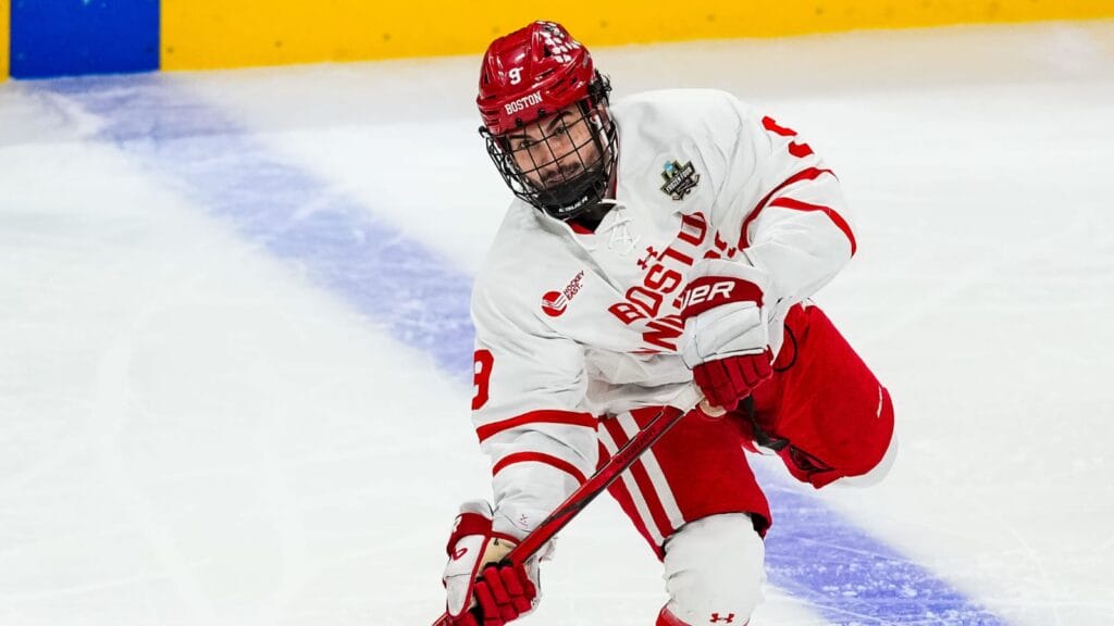 Blackhawks Rebuild Report: Could Ryan Greene, Sam Rinzel be headed to ...