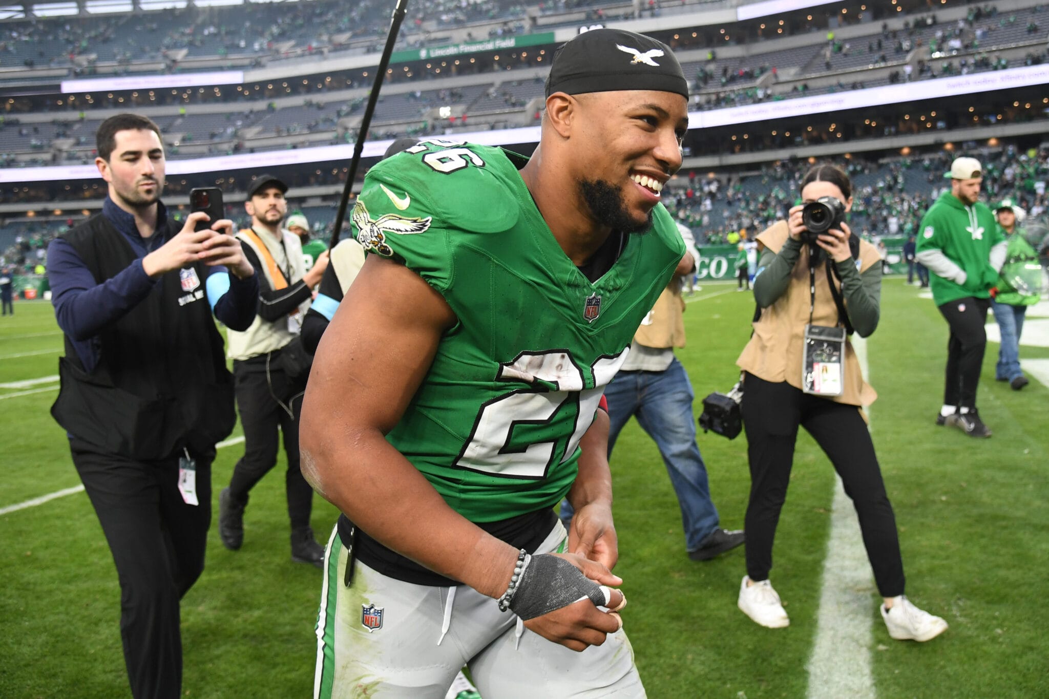 'Let's go get this...': Inside Eagles RB Saquon Barkley's pursuit of 2,000 yards — and whether ...